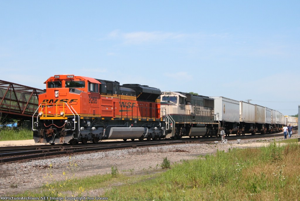 BNSF 9268